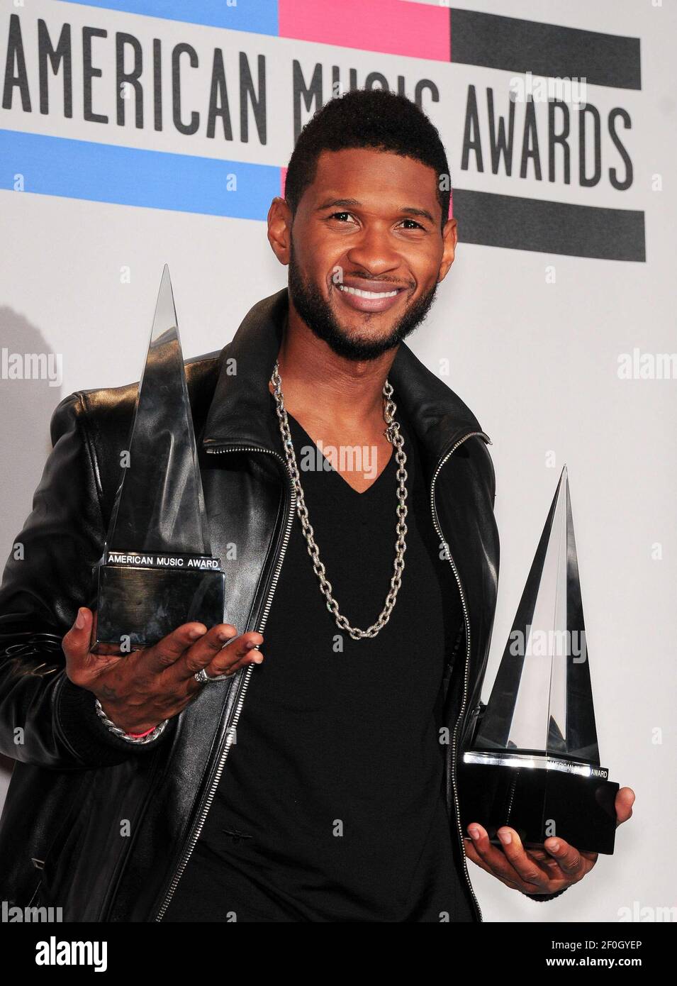 Usher. 21 November 2010, Los Angeles, CA. 38th Annual American Music ...