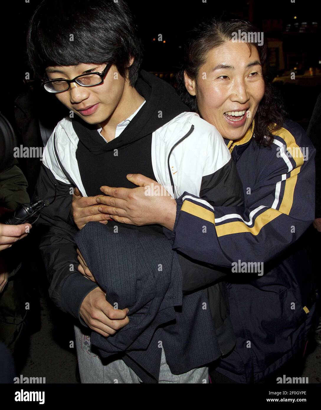 23 November 2010 - Incheon, South Kore - Members of the South Korean ...