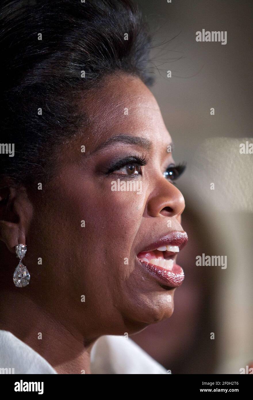 5 December 2010 - Washington, D.C. - Oprah Winfrey. Arrivals at the ...