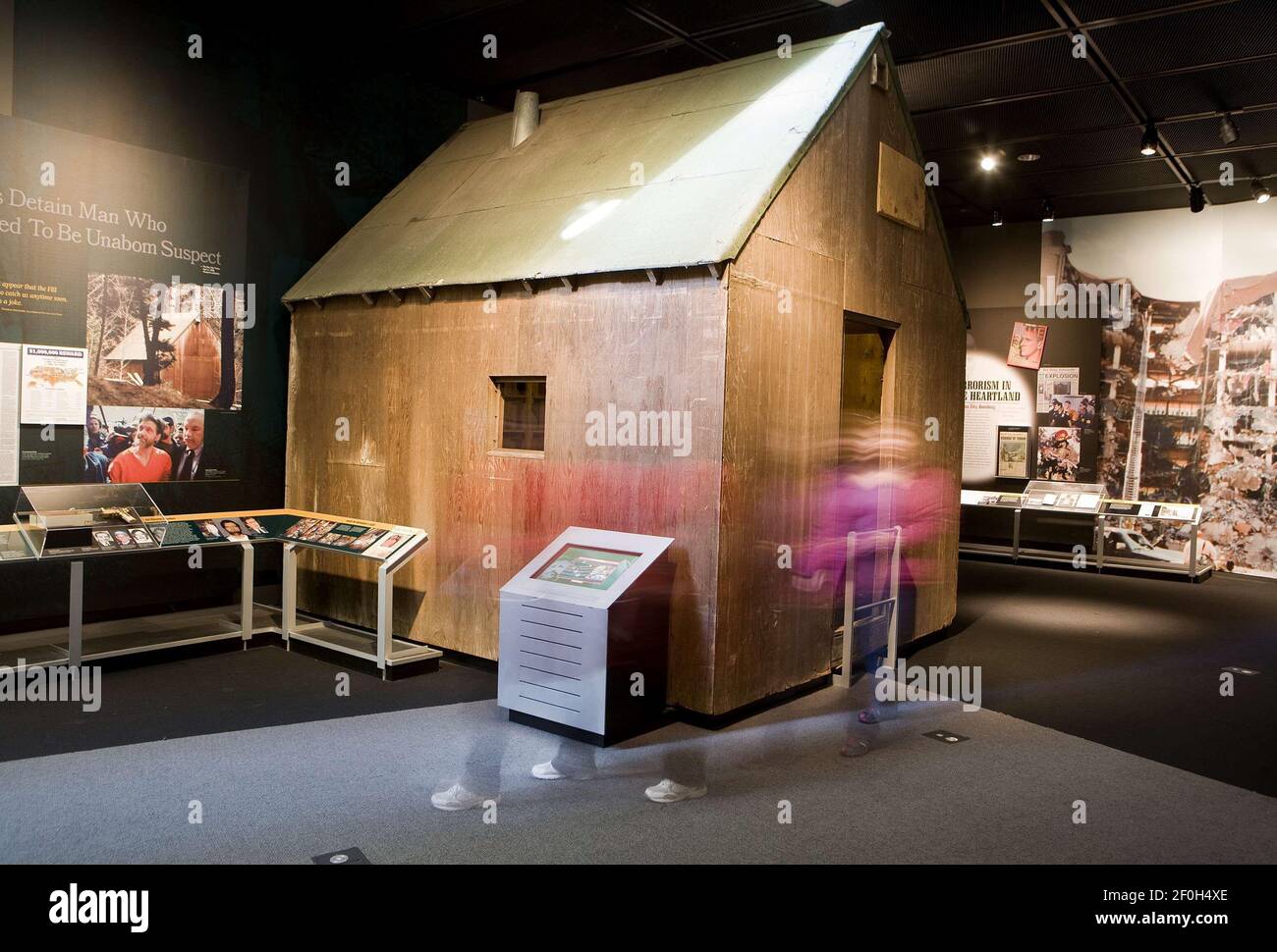 Cabin ted kaczynski unabomber hi-res stock photography and images - Alamy