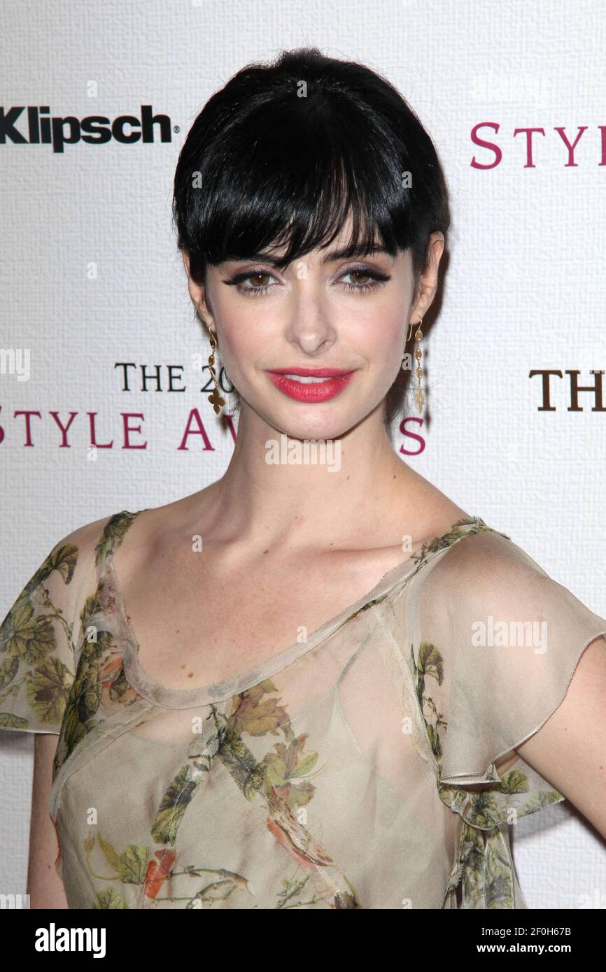 12 December 2010 - Westwood, CA - Krysten Ritter arrives to the 2010 ...