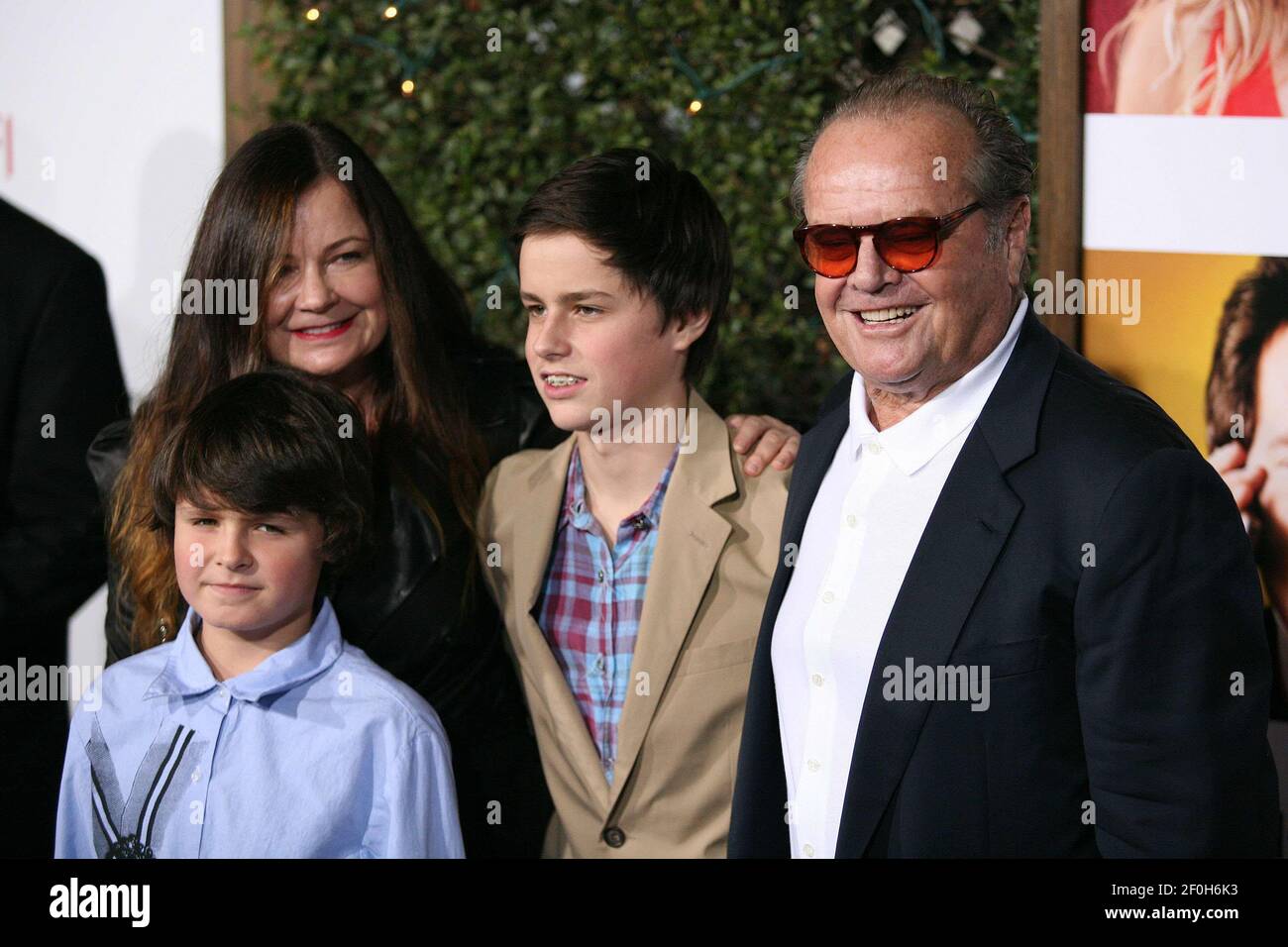 13 December 2010 - Hollywood, CA - Jack Nicholson arrives with daughter ...
