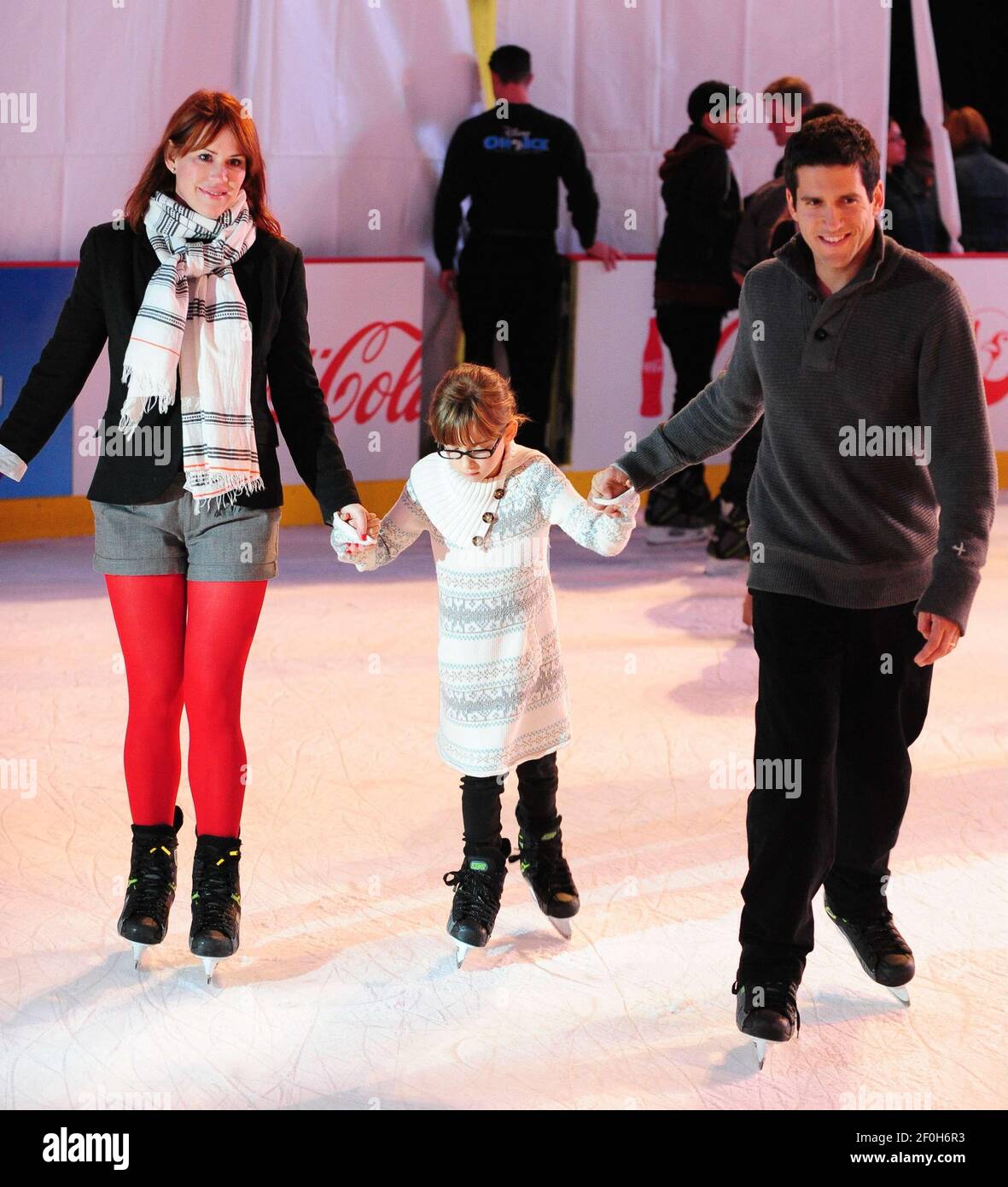Molly Ringwald, husband Panio Gianopoulos and daughter Mathilda ...
