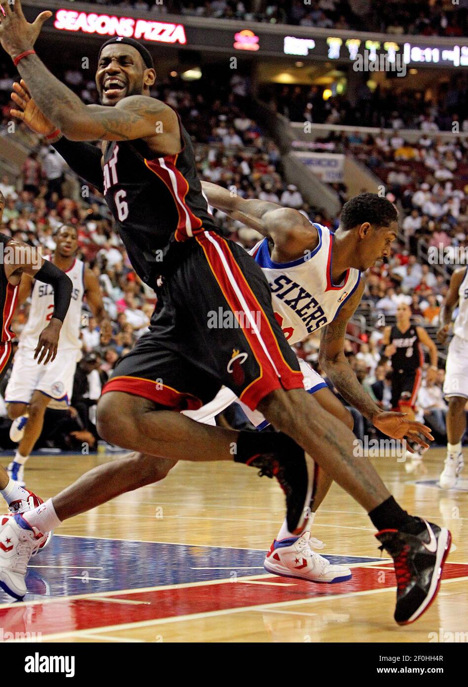 Miami Heat's LeBron James runs down court in the second period against ...