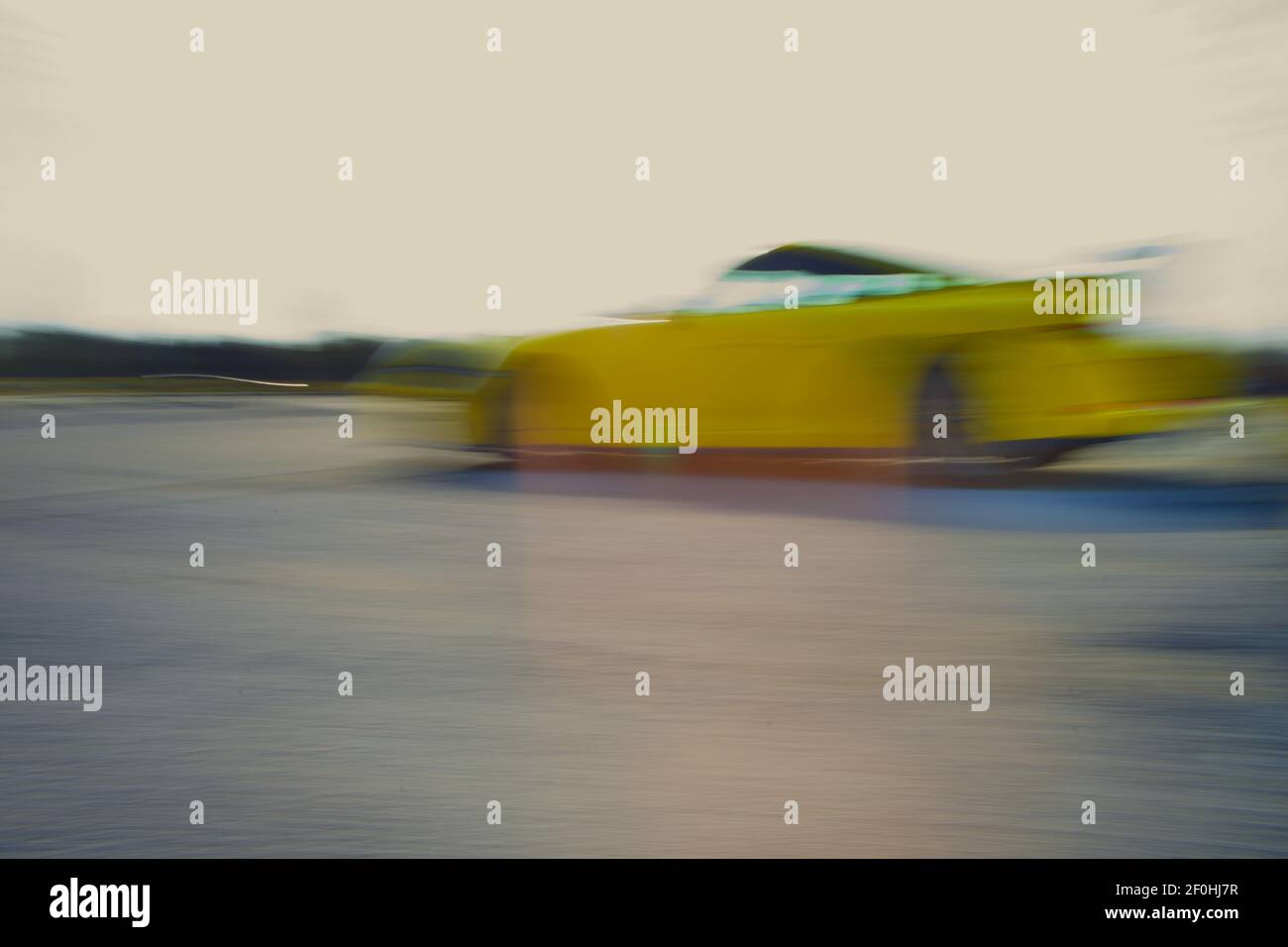 Porsche 911 move hi-res stock photography and images - Alamy