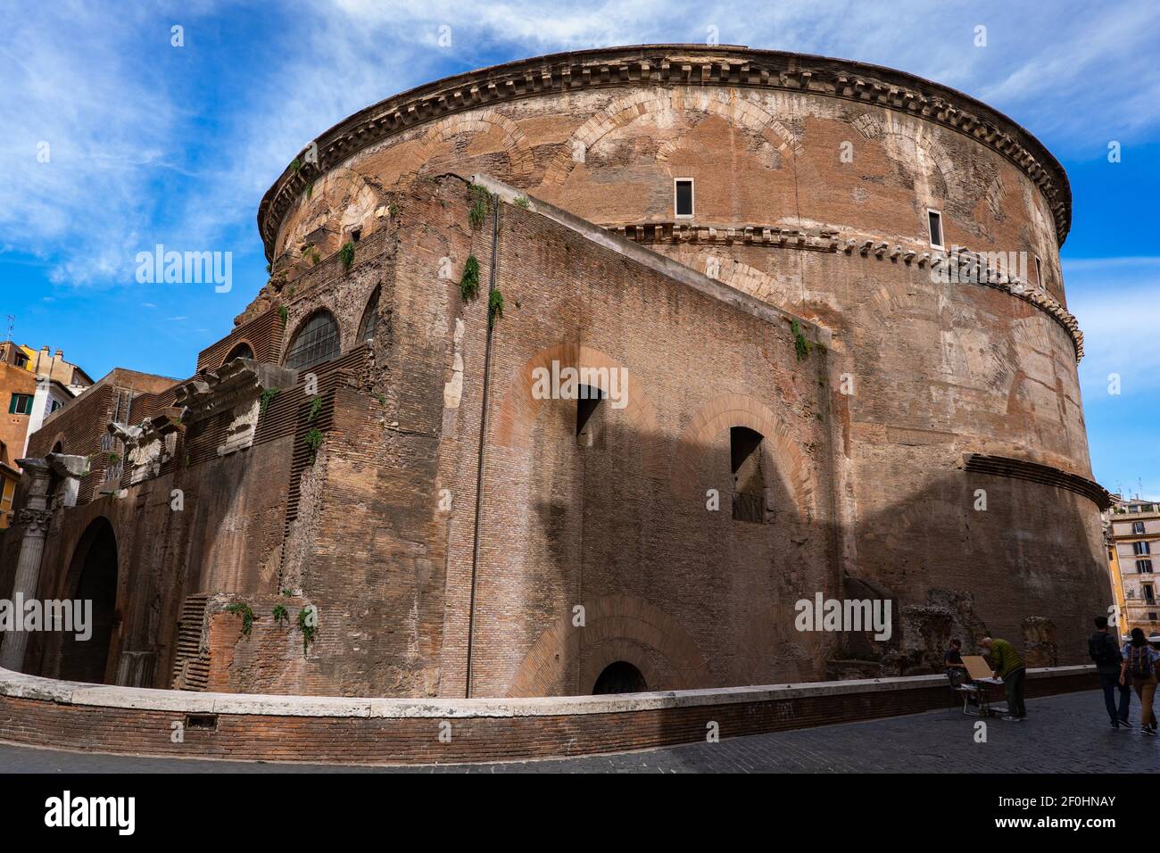 Roman circular temple hi-res stock photography and images - Alamy