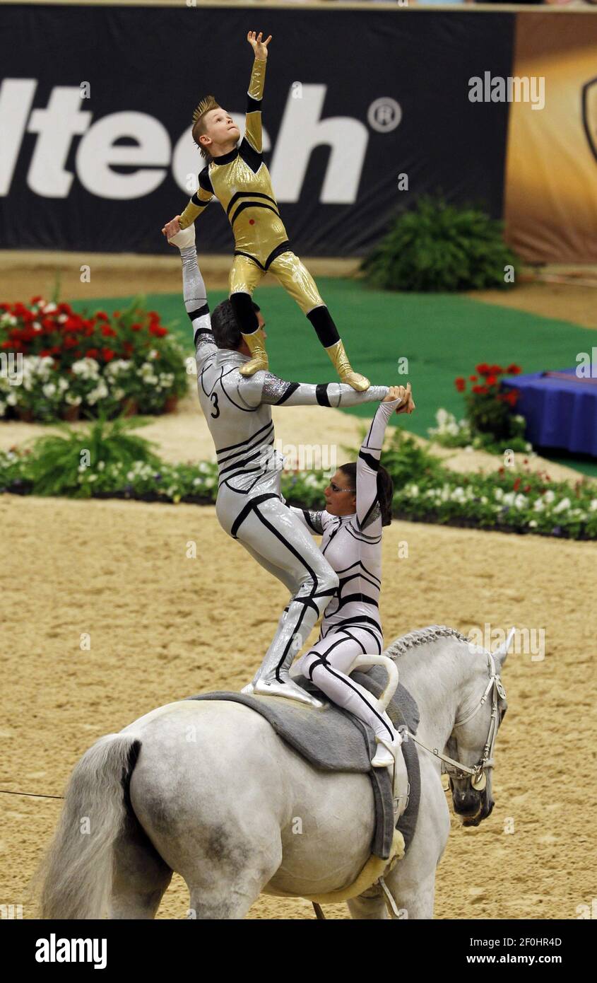 Vaulting equestrian team hi-res stock photography and images - Alamy