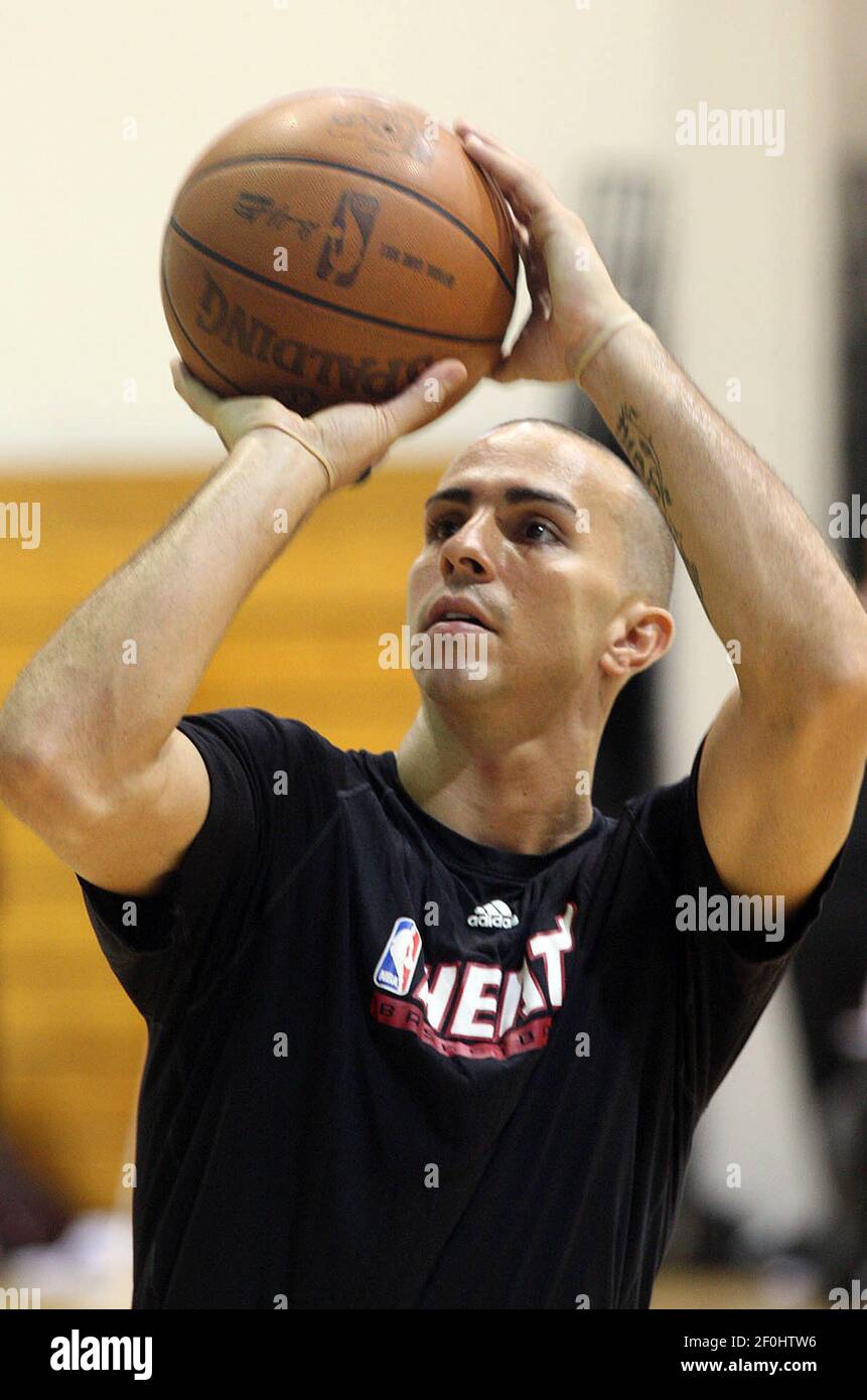 The Miami Heat's Carlos Arroyo works on his free throws during camp at ...