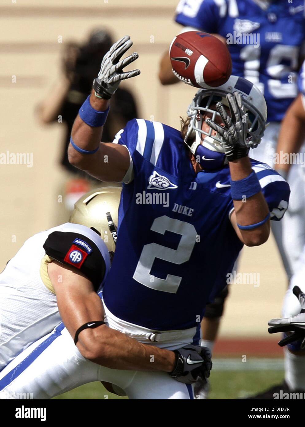 Duke wide receiver Conner Vernon (2) bobbles a pass aginst Army at ...