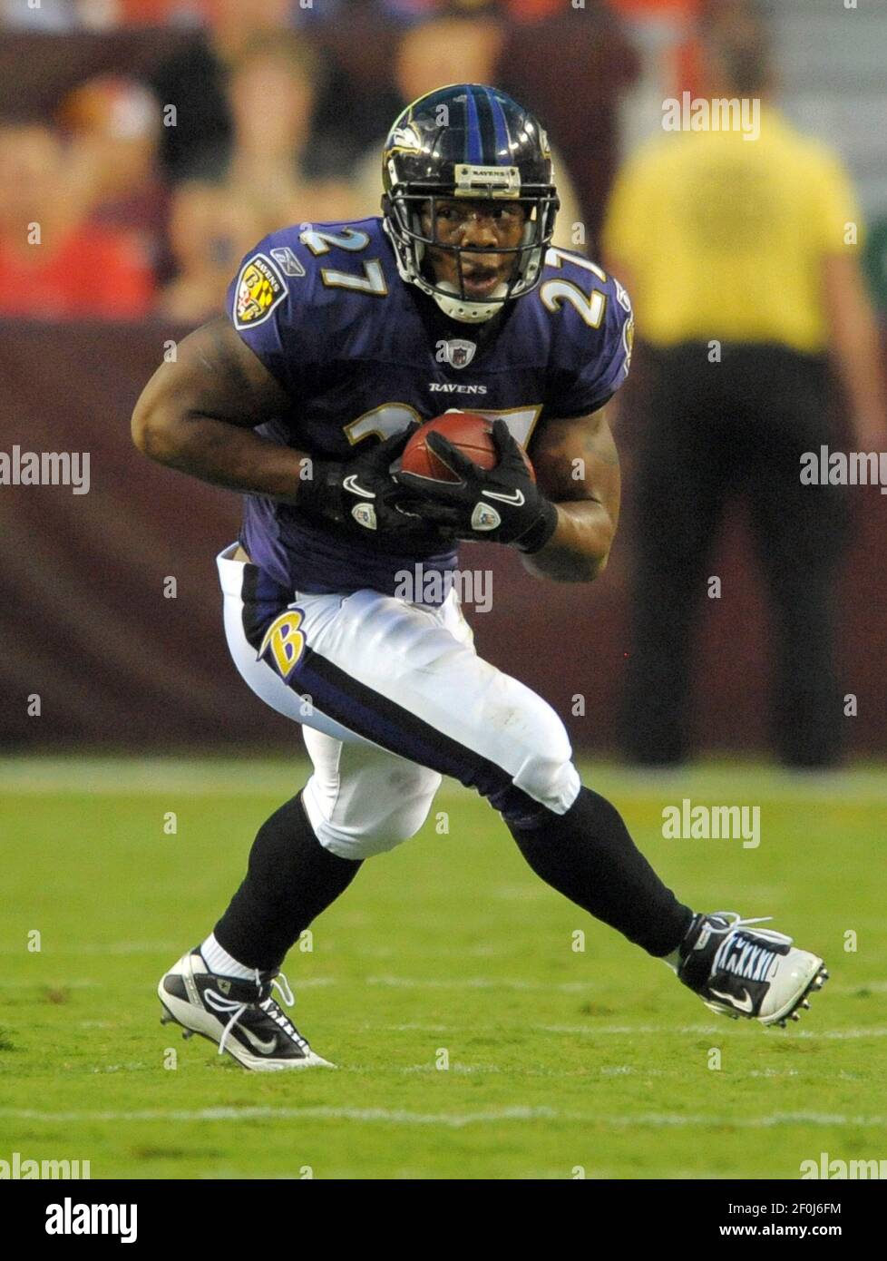 Baltimore Ravens running back Ray Rice has his eyes up field as he ...
