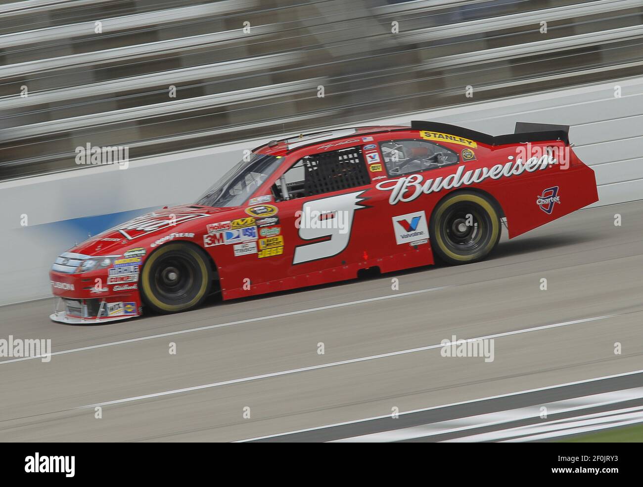 Kasey Kahne (9) takes a practice lap during NASCAR Sprint Cup practice ...