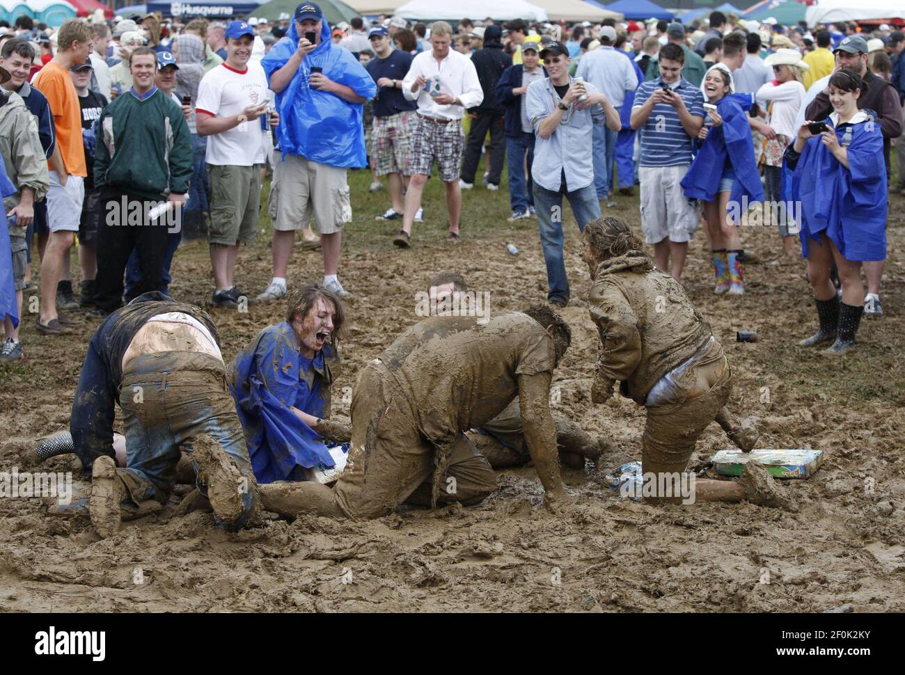 Mud wrestling hi-res stock photography and images - Alamy