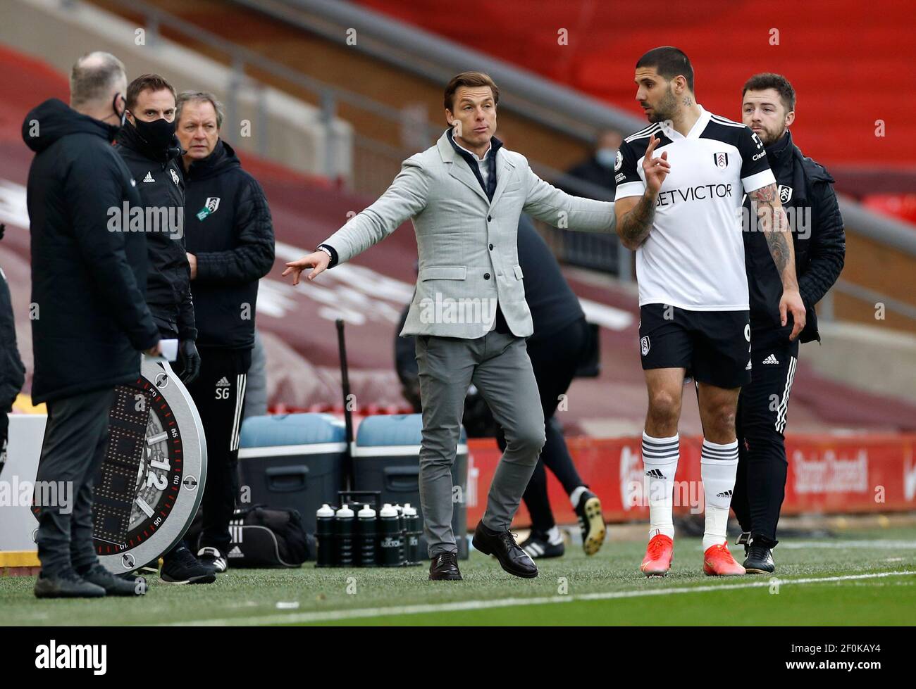 Mitrovic fulham liverpool hi-res stock photography and images - Alamy