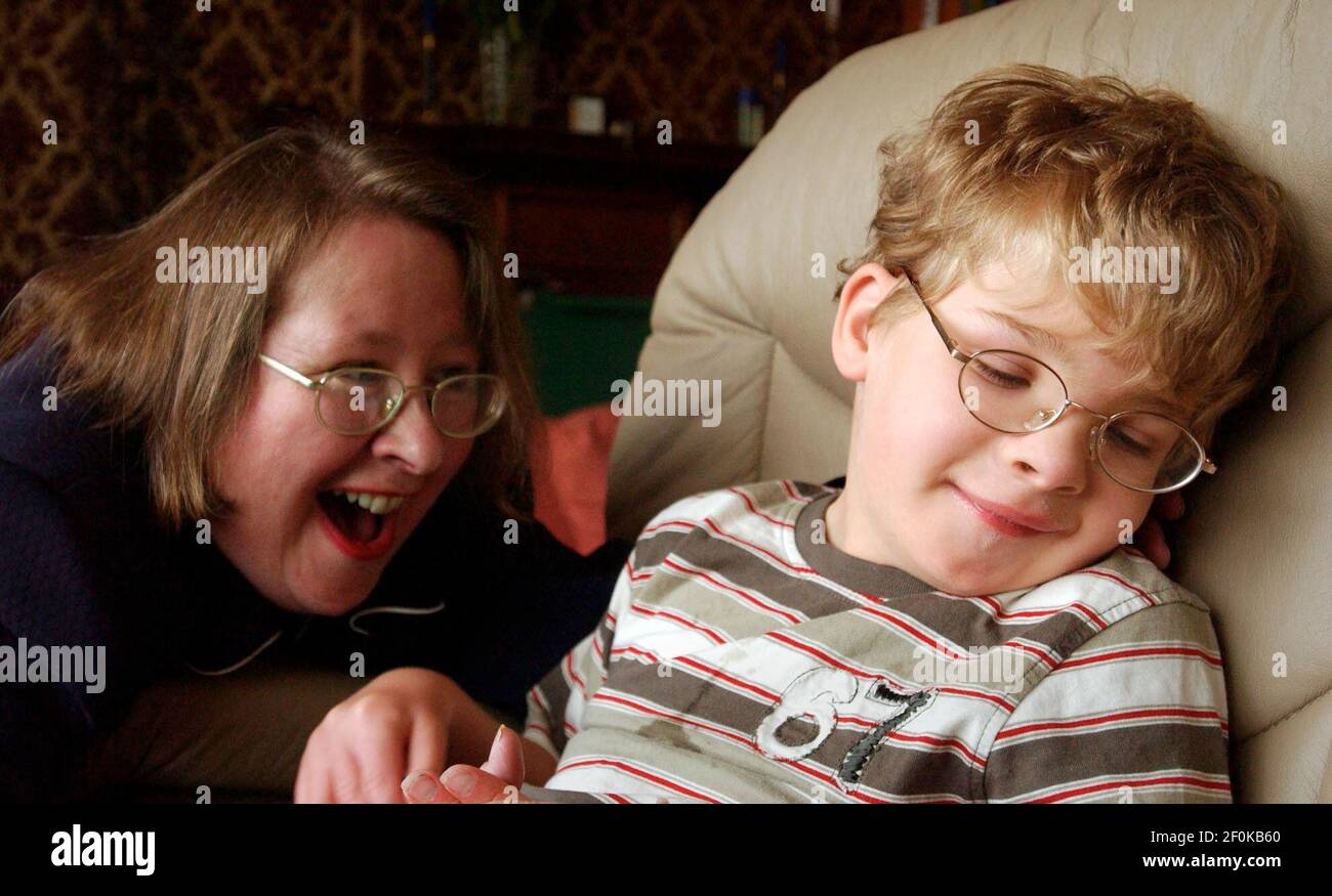 YVONE NEWBOLD AND HER SON TOBY.8/7/05 TOM PILSTON Stock Photo - Alamy