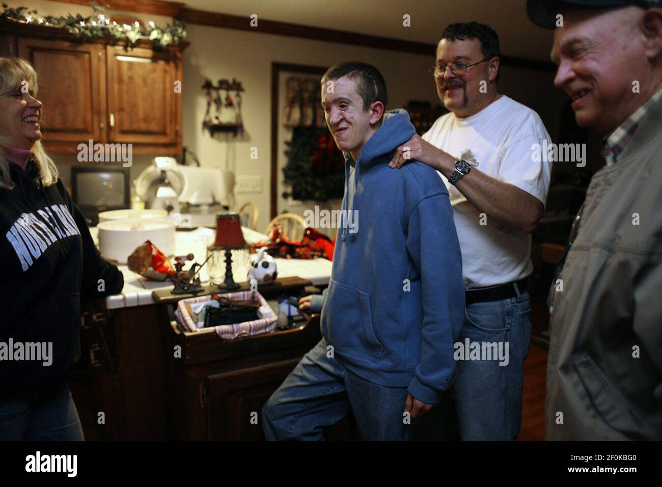 Tyler Forsythe relaxes at home with his mother, Annette Truelove ...