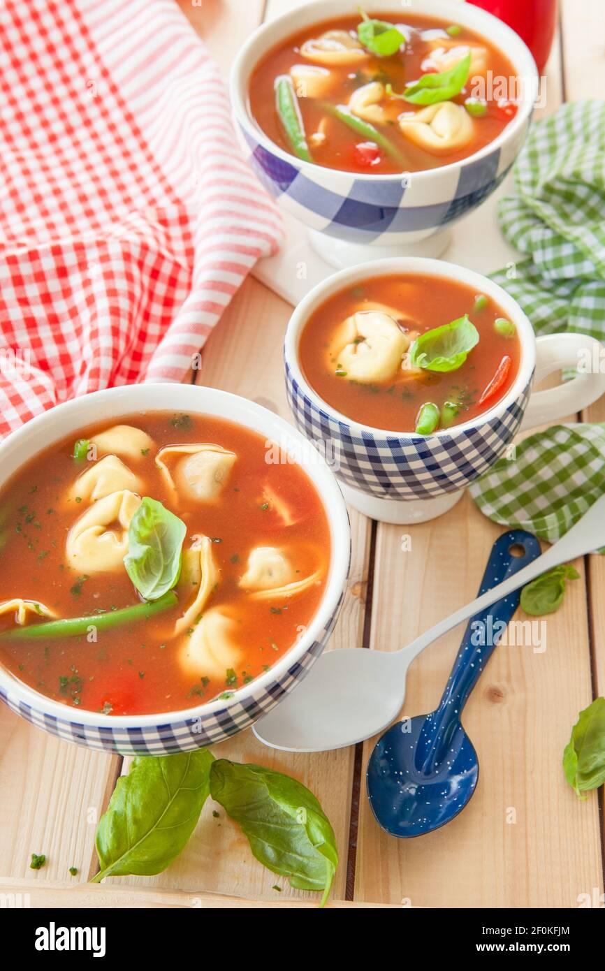 Rustic tomato hi-res stock photography and images - Alamy