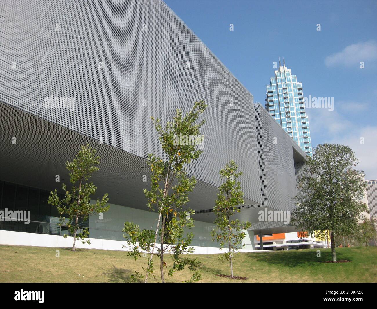 Architect Stanley Saitowitz built the Tampa Museum of Art, with its ...