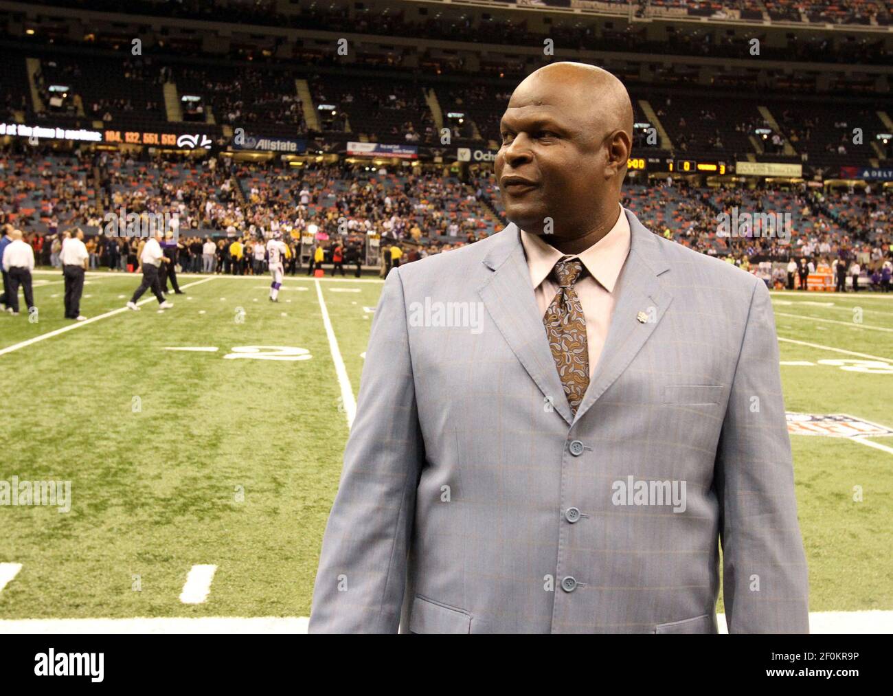 Former New Orleans Saints great Ricky Jackson patrols the sideline ...