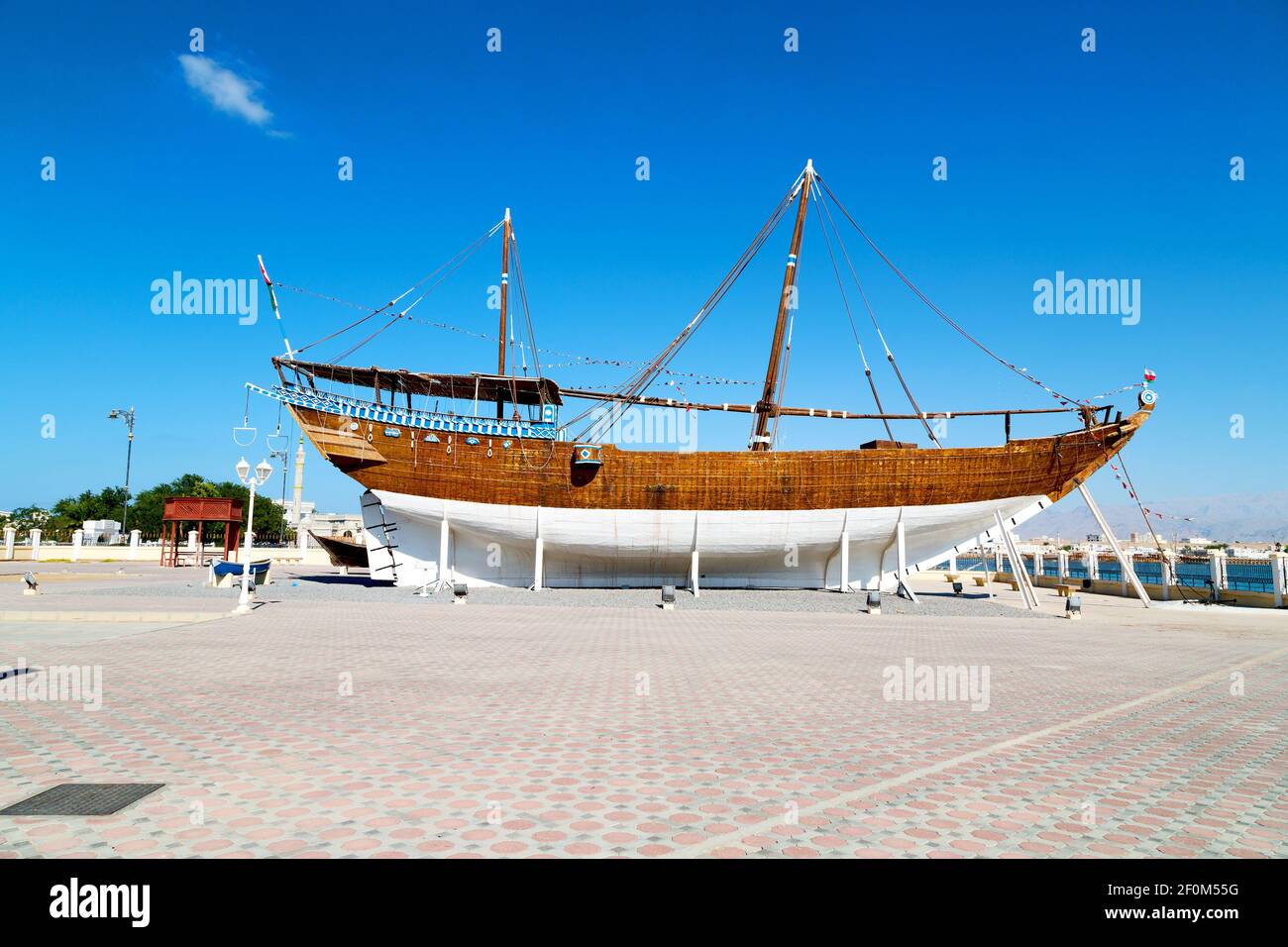 In oman old boat Stock Photo - Alamy