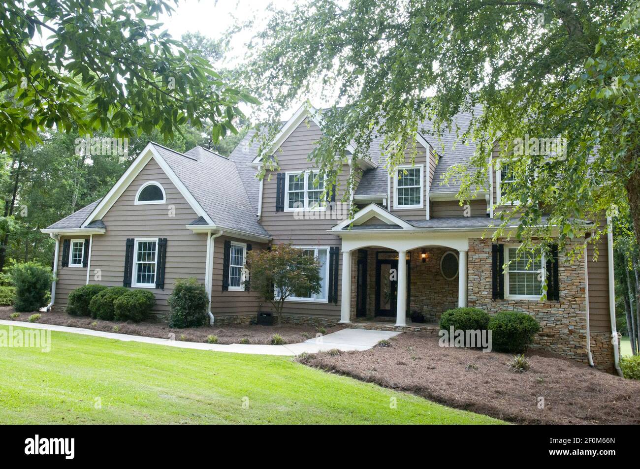 Ken and Carol Morrison's Lake Oconee home is featured in Atlanta ...
