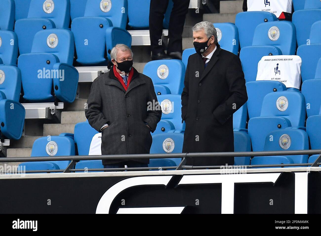 Former manchester united chief executive david gill left hi-res stock ...