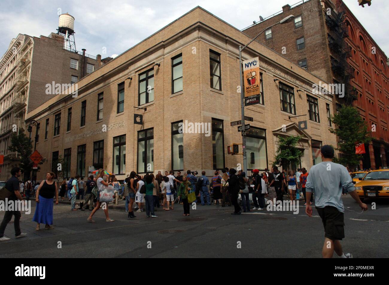 The Apple iPhone goes on sale at the Apple Store on June 29, 2007 ...
