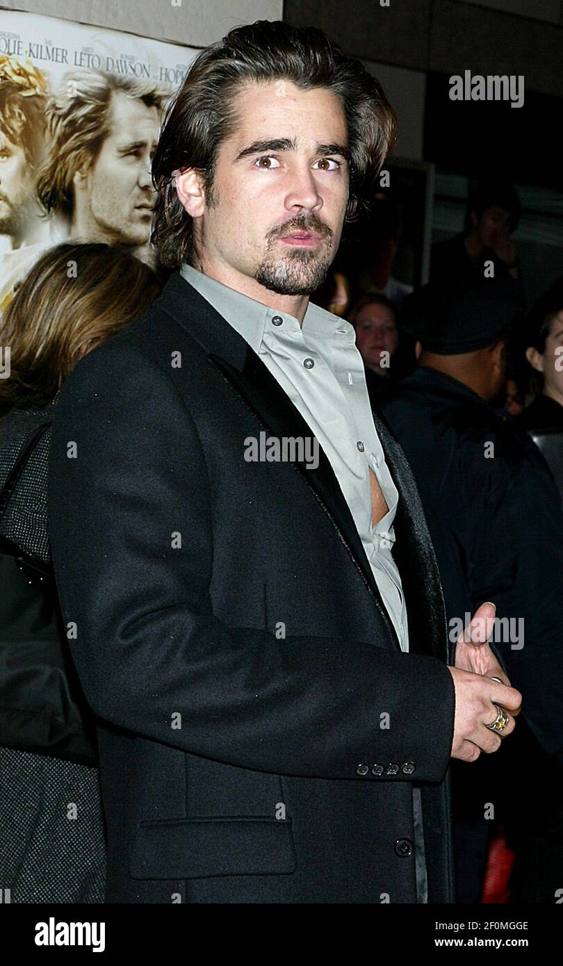 Colin Farrell arrives for the November 22, 2004 New York Screening of ...
