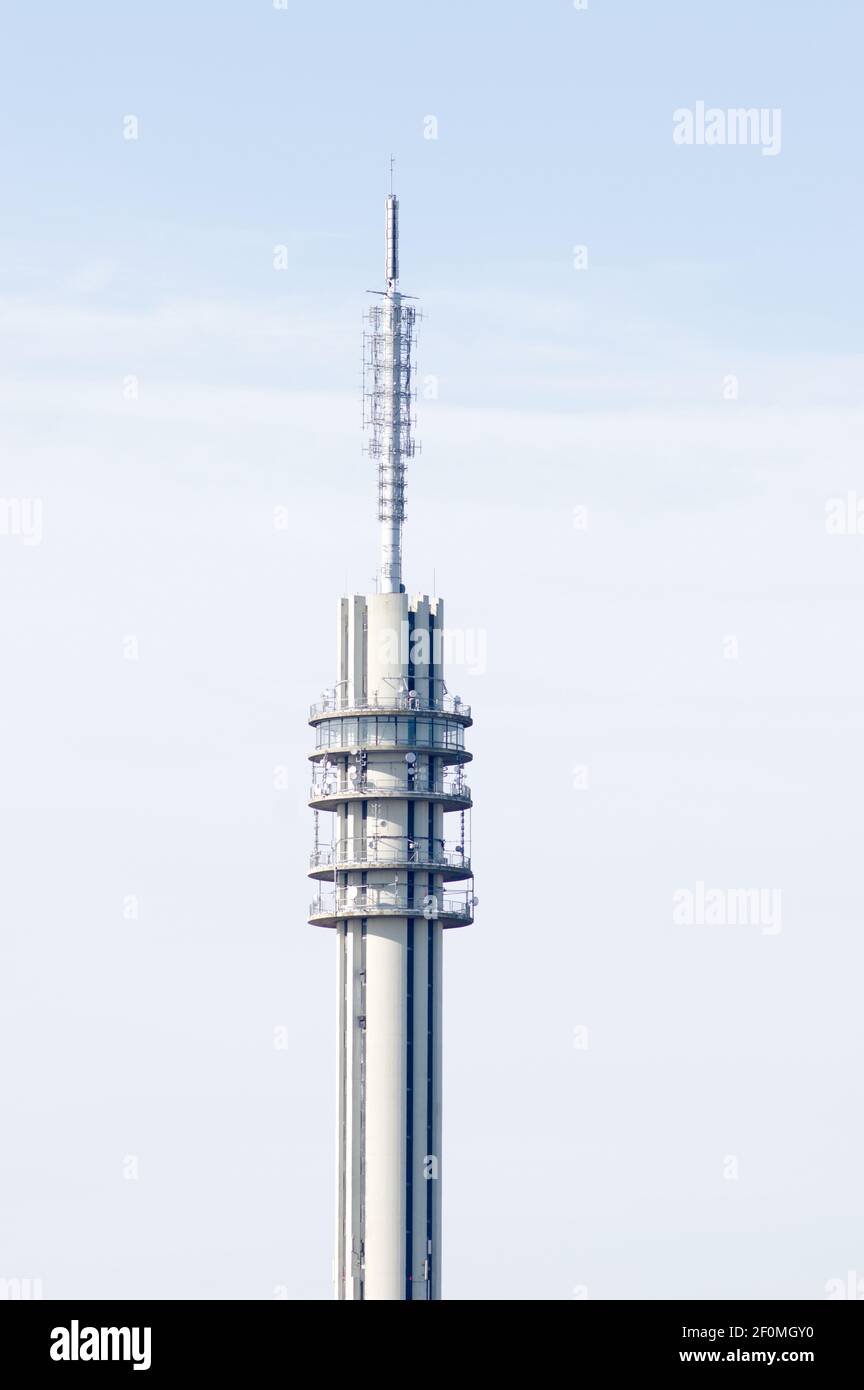 5g tower hi-res stock photography and images - Alamy