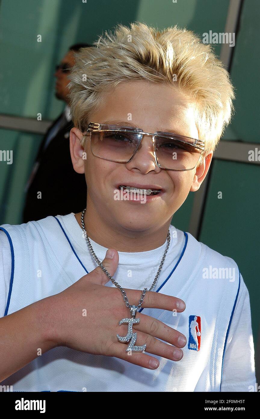 Jonathan Lipnicki attends the premiere of MGM pictures' Uptown Girls at ...