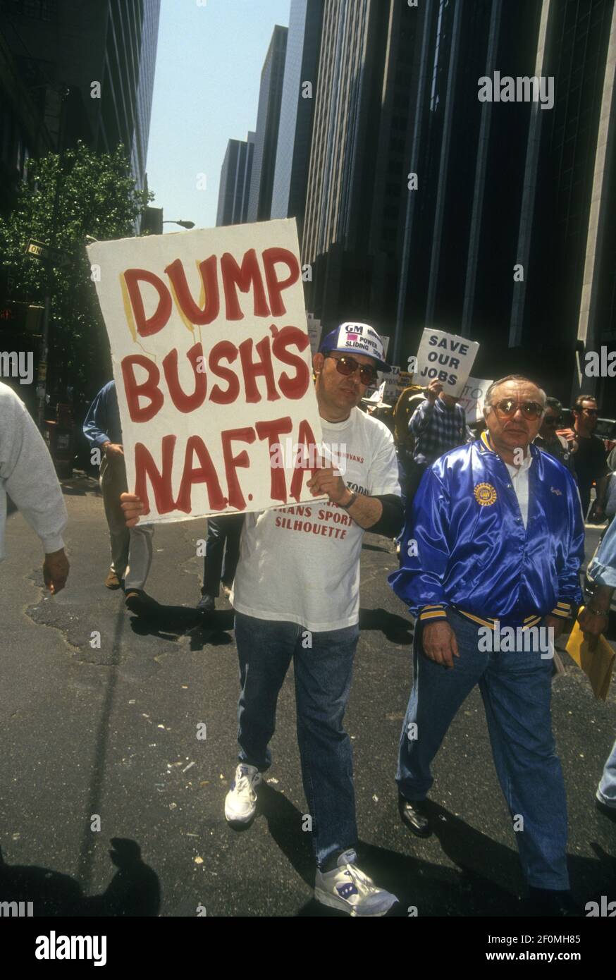 Union members protest NAFTA (North American Free Trade Agreement) on ...