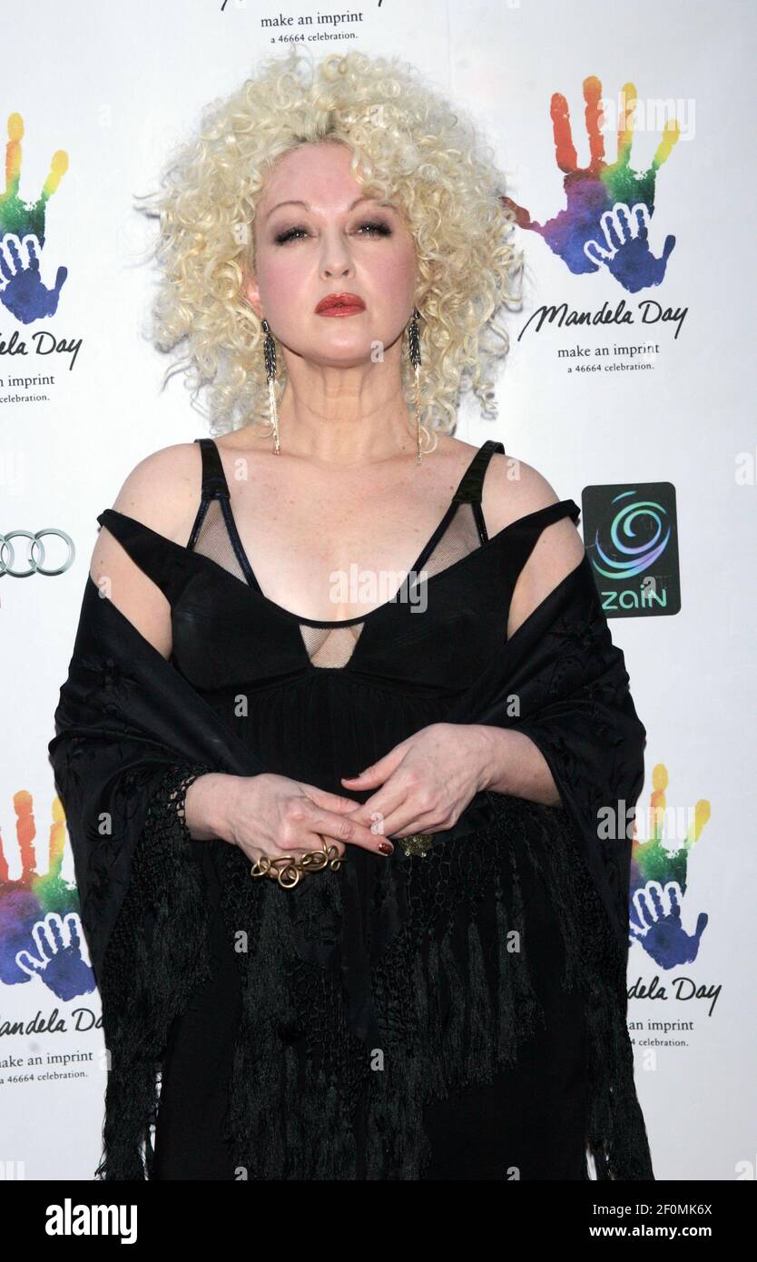 Cyndi Lauper arrives for the Mandela Day Concert at Radio City Music ...