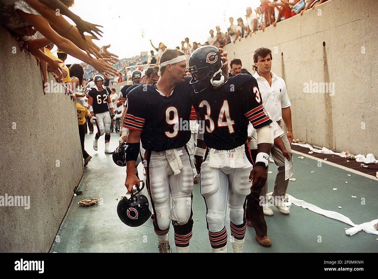 Walter payton chicago bears hi-res stock photography and images - Alamy