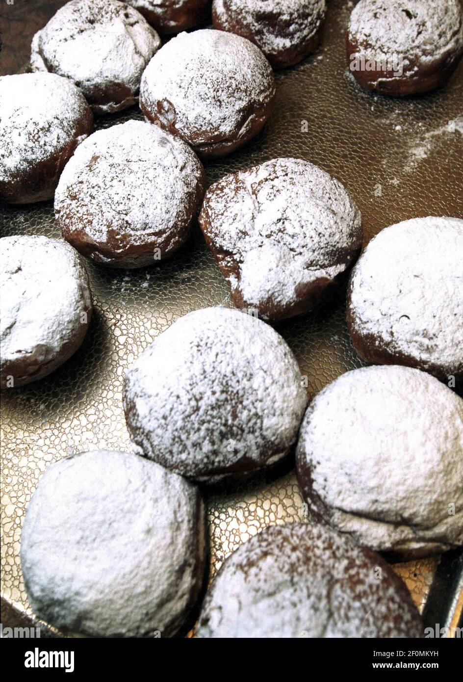 Sufganiyot, Hannukah jelly donuts baked at Weiss' Bakery in Borough ...