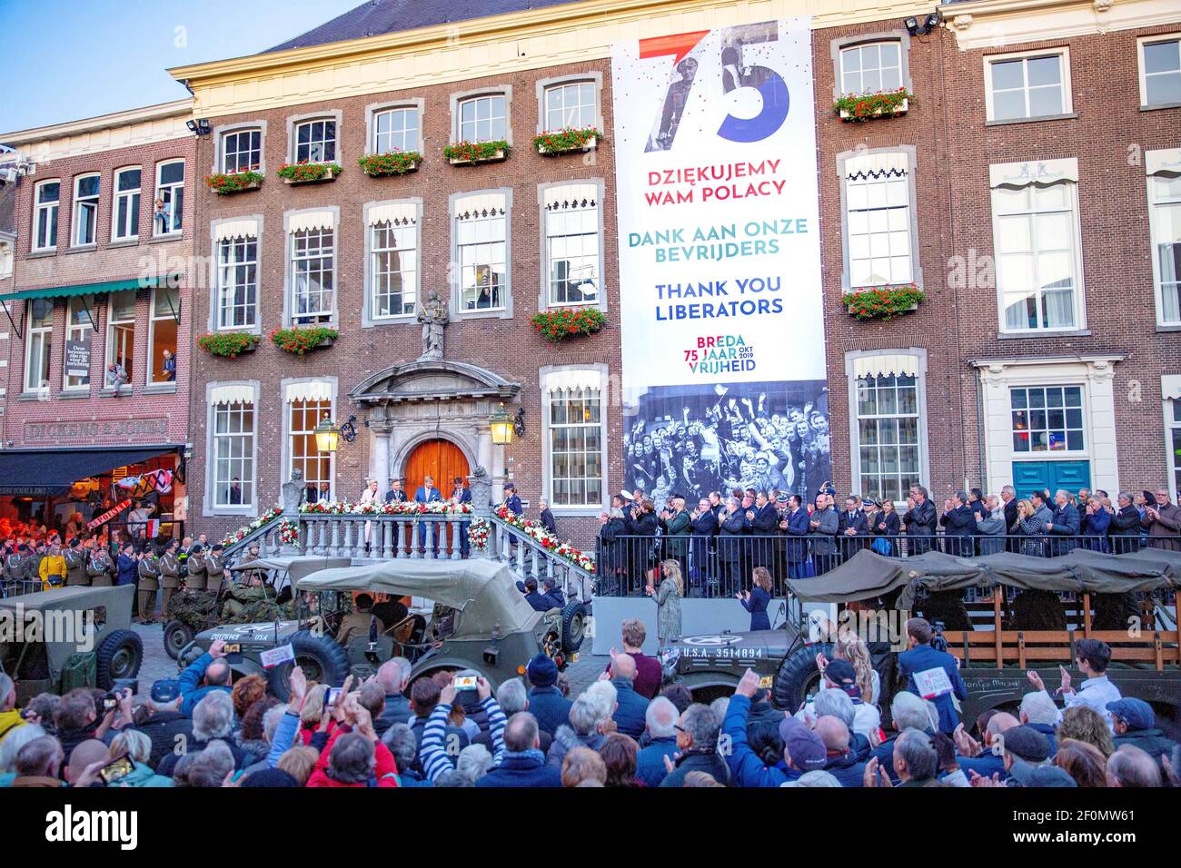 King Willem-Alexander and President Andrzej Duda and his wife, Agata ...
