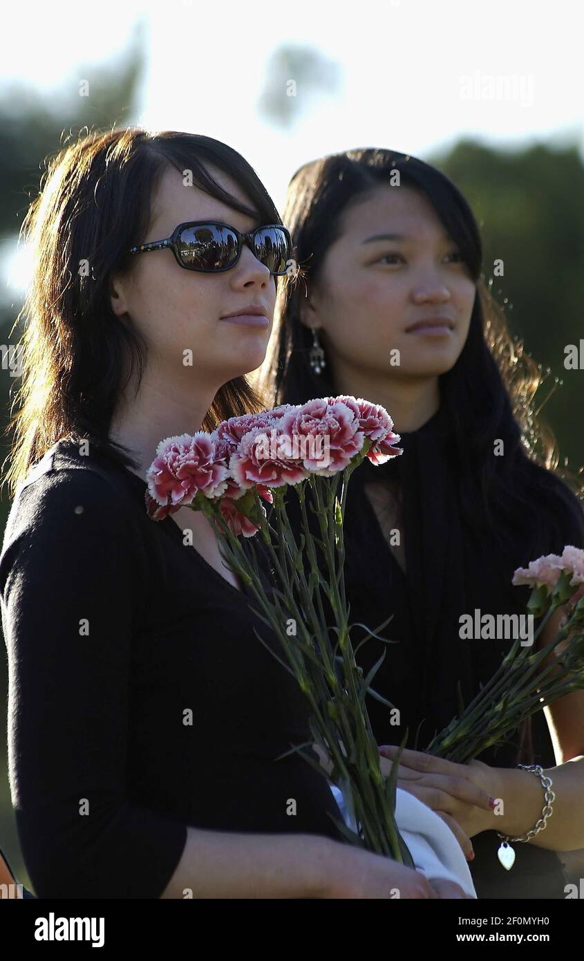 14 January 2005 - Hollywood, California - Fans gater during the ...