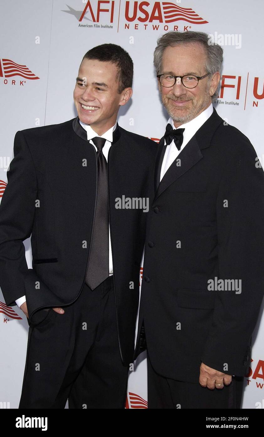 9 June 2005 - Hollywood, California - Steven Spielberg and Daniel Logan ...