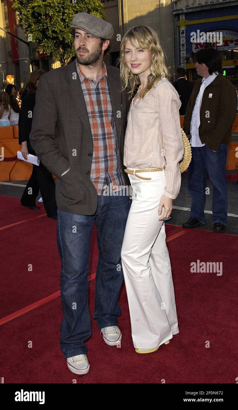 27 June 2005 - Hollywood, California - Jason Lee and Beth Riesgraf ...