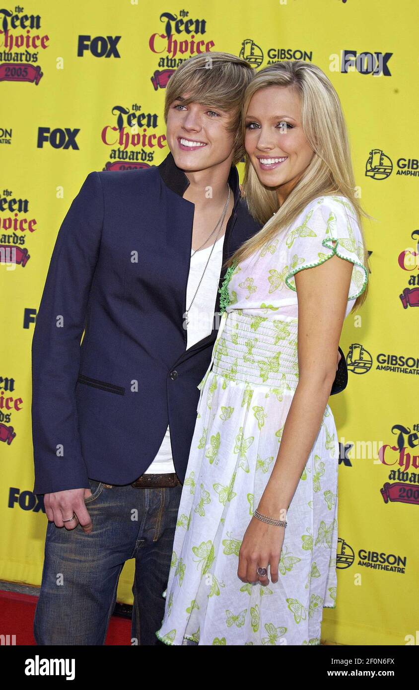 14 August 2005 - Universal City, California - Jesse McCartney and guest ...