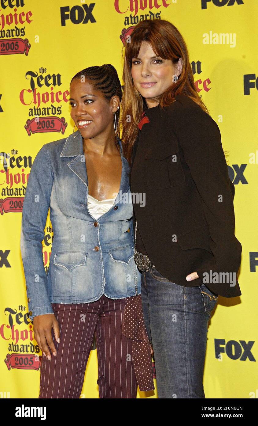 14 August 2005 - Universal City, California - Sandra Bullock and Regina ...