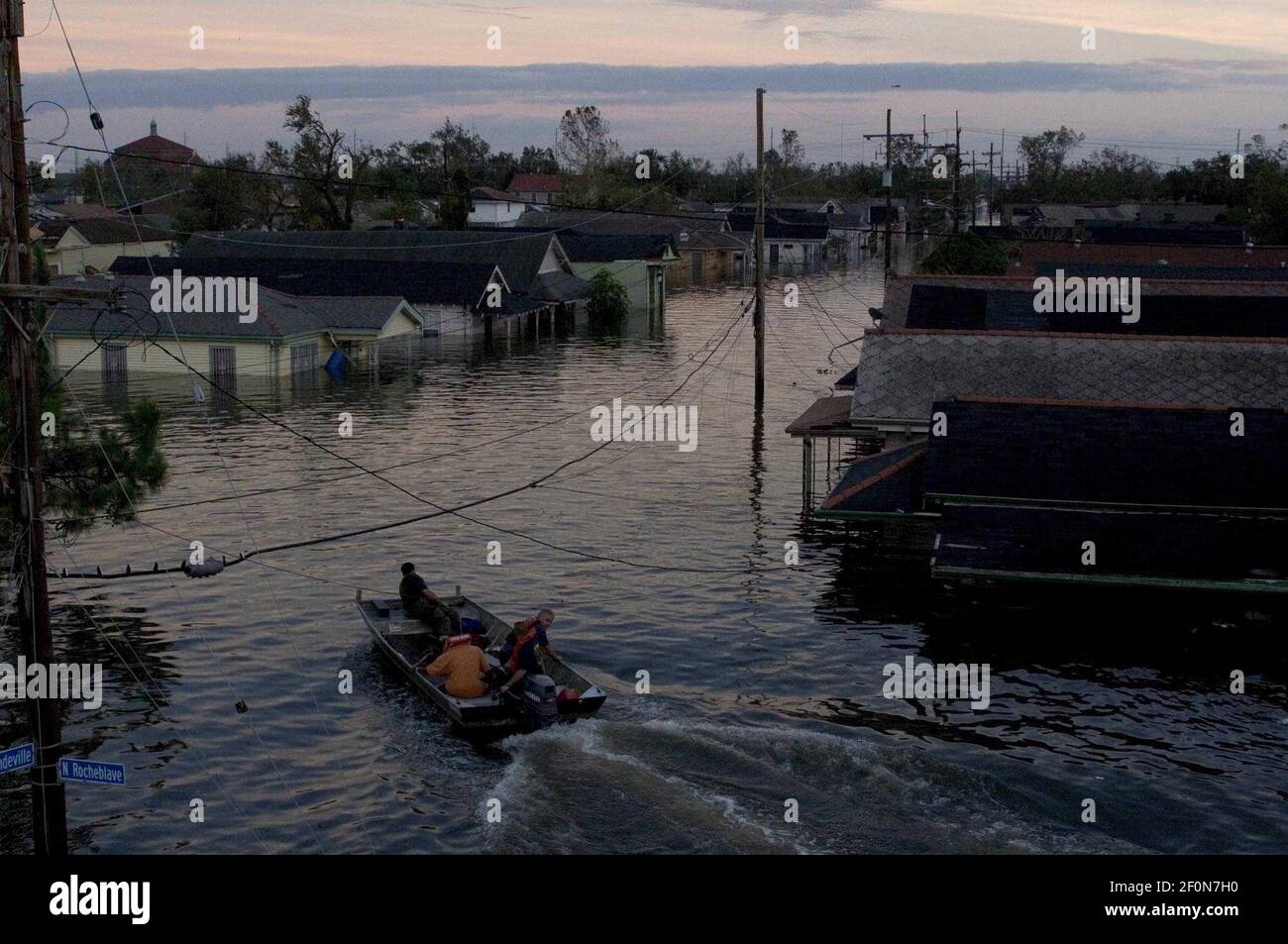 29 August 2005 - New Orleans, LA - Hurricane Katrina hits New Orleans ...