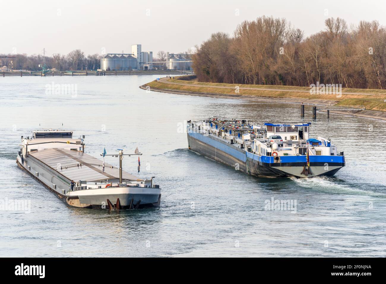 Oil tanker barge river rhine hi-res stock photography and images - Alamy