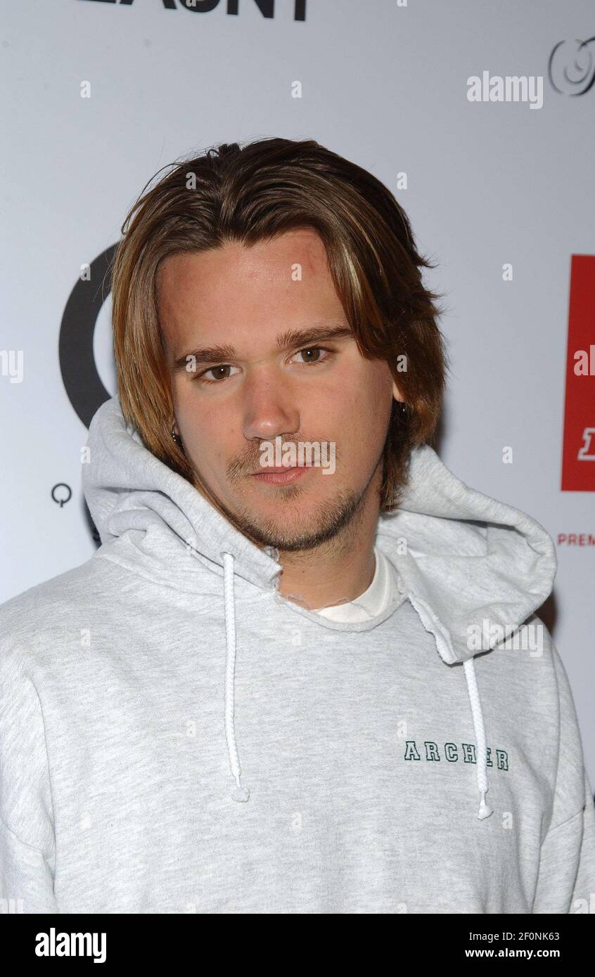 2 December 2005 - Los Angeles, California - Sean Stewart. Flaunt ...