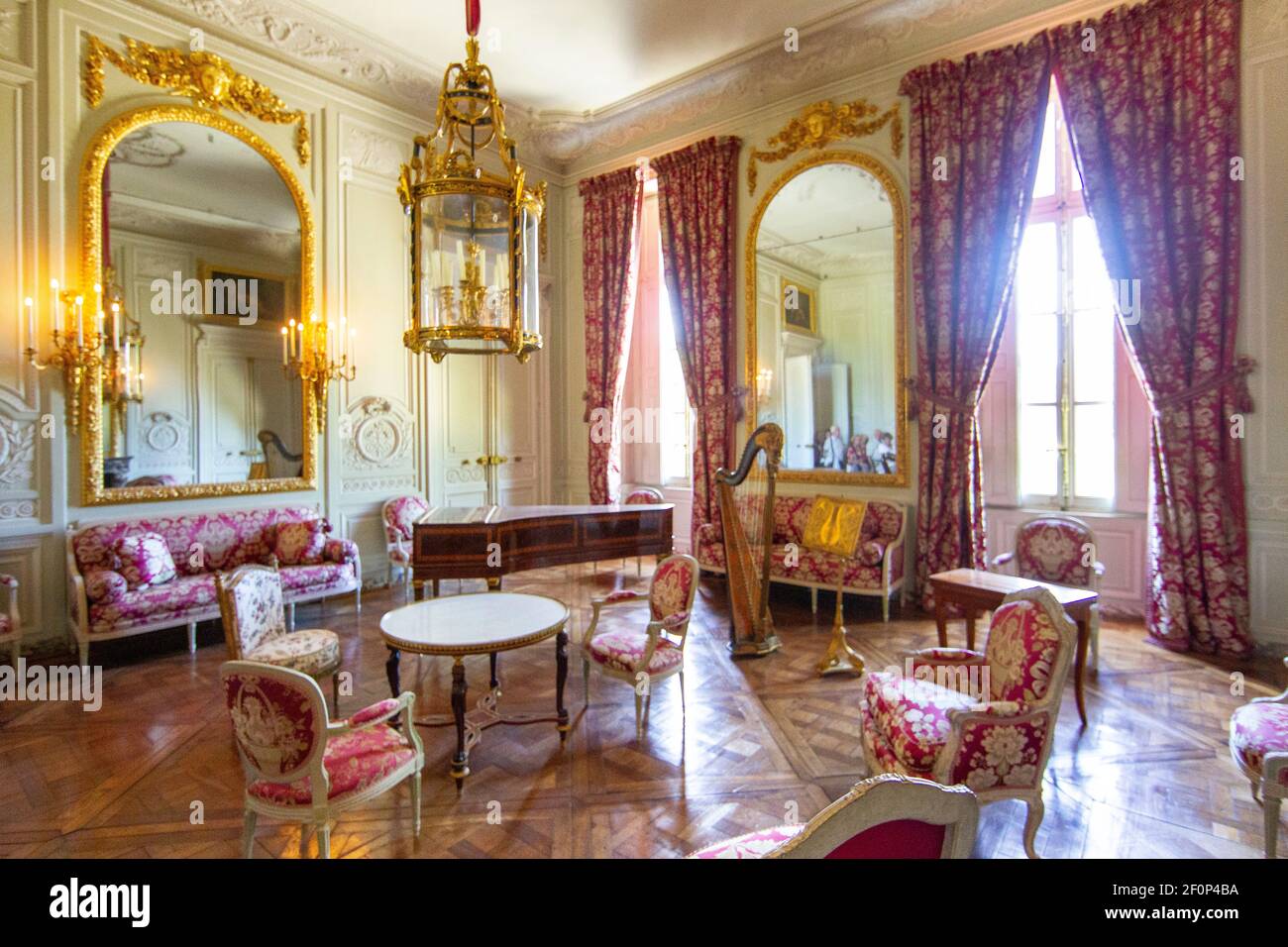 Palace of versailles interior hi-res stock photography and images - Alamy