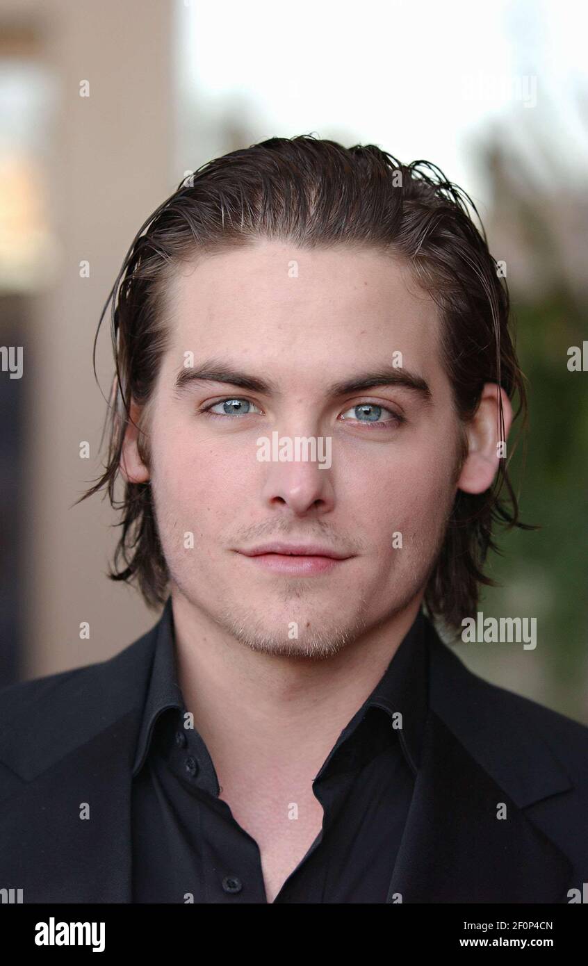 Kevin Zegers Eye Color