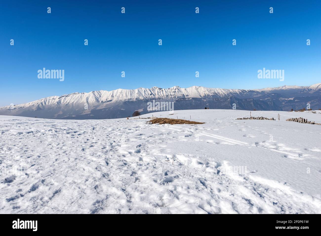 Monte baldo mountain range hi-res stock photography and images - Alamy
