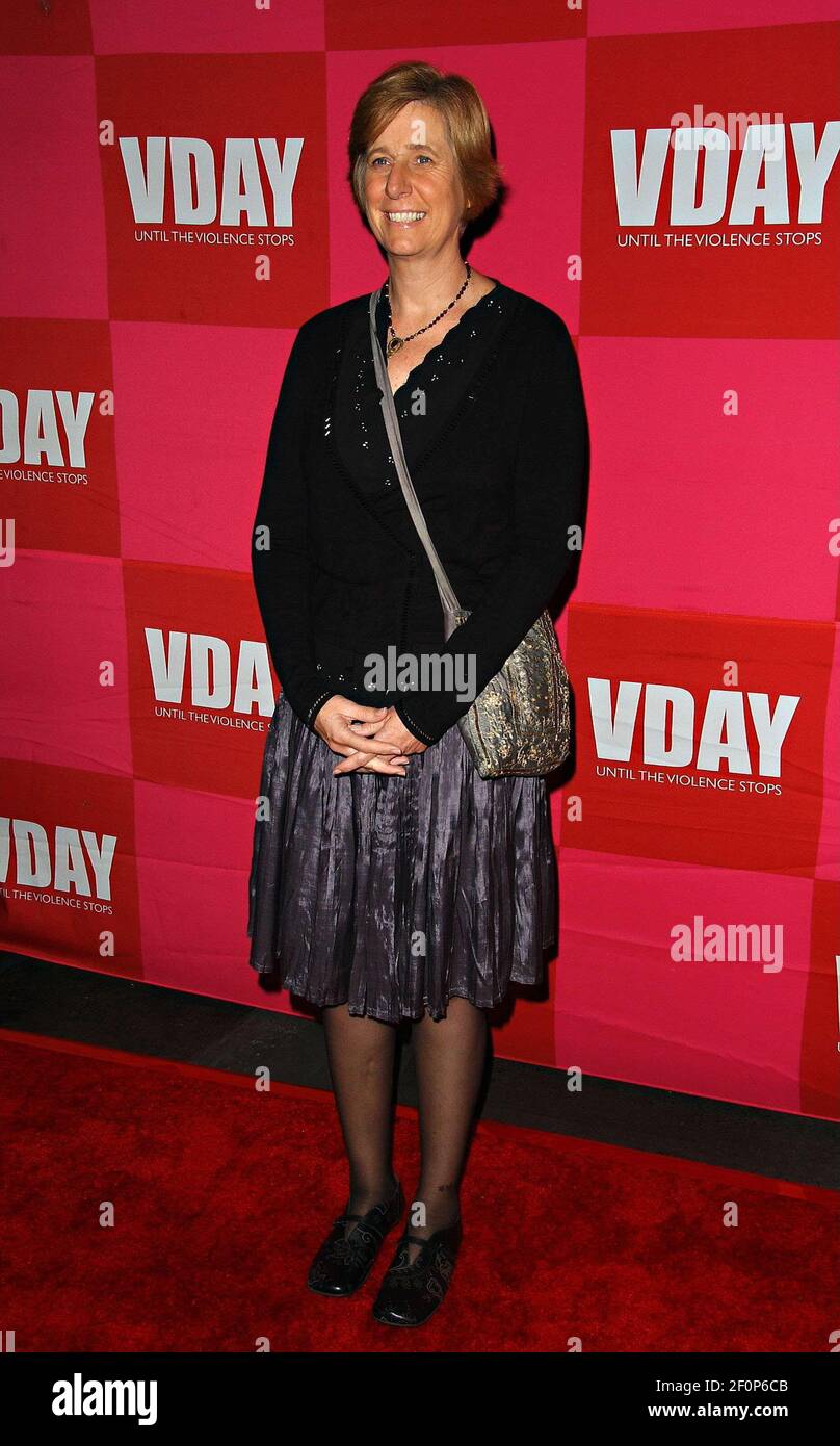 1 February 2006 - Los Angeles, California - Cindy Sheehan. V-Day LA ...