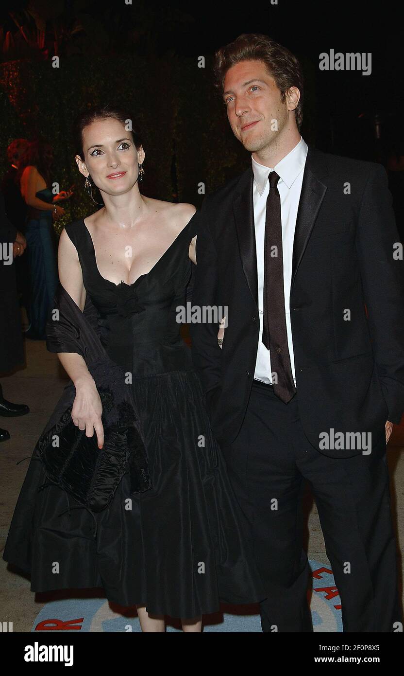 5 March 2006 - Los Angeles, California - Winona Ryder and Henry Alex ...