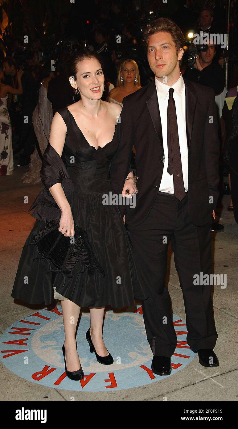 5 March 2006 - Los Angeles, California - Winona Ryder and Henry Alex ...