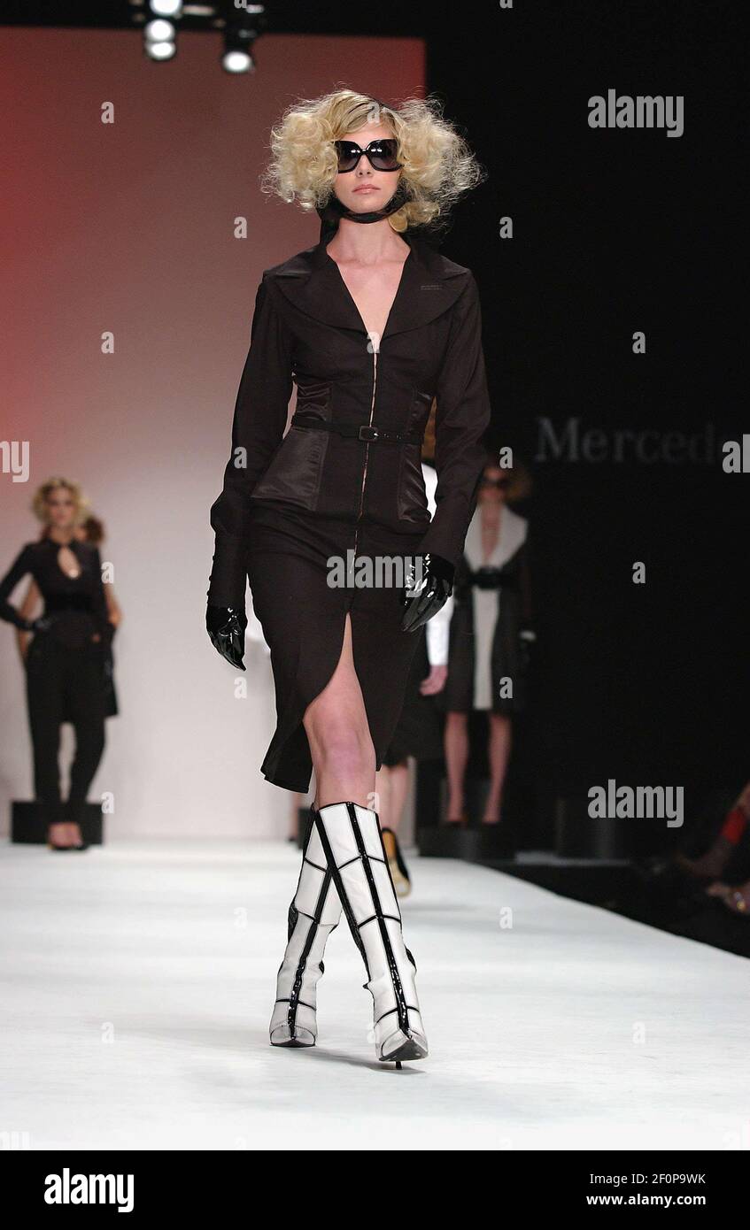 19 March 2006 - Culver City, California - Louis Verdad Fall 2006 show ...