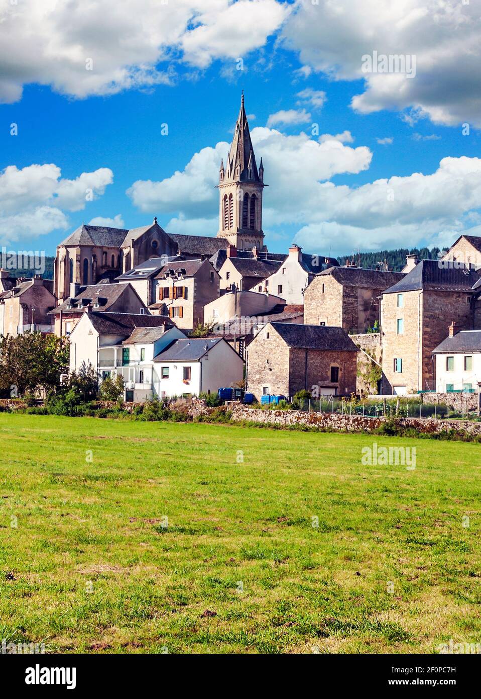 Historic hillside village conques france hi-res stock photography and ...